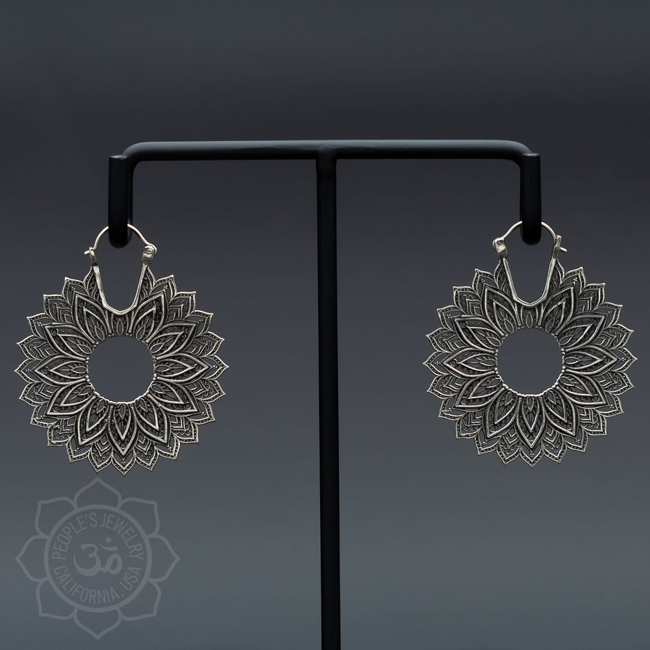 Laughing Buddha Body Piercing – Laughing Buddha Studios SoCal